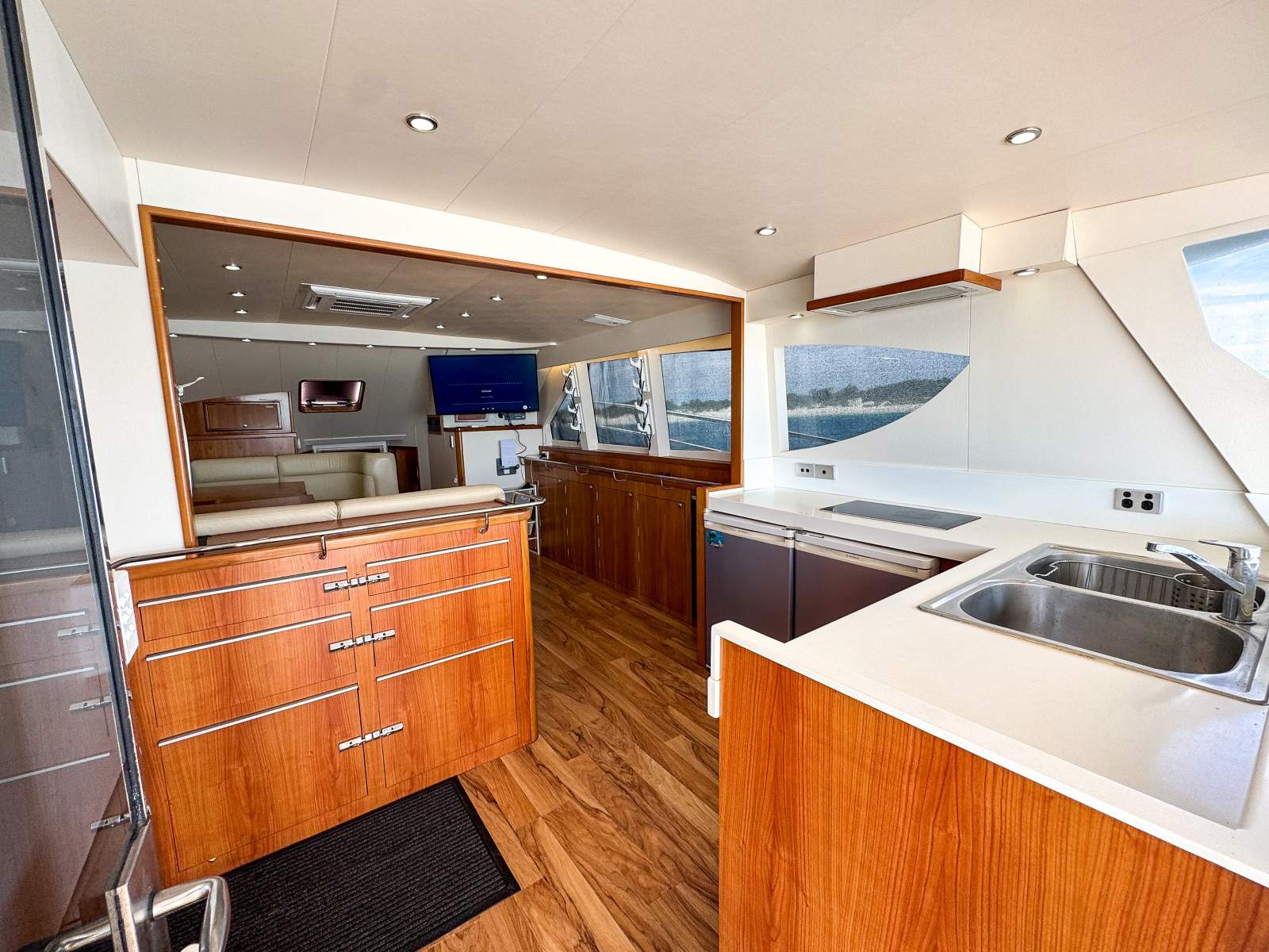 Used Southerly Designs 53 Custom Flybridge Cruiser for Sale | Boats For ...