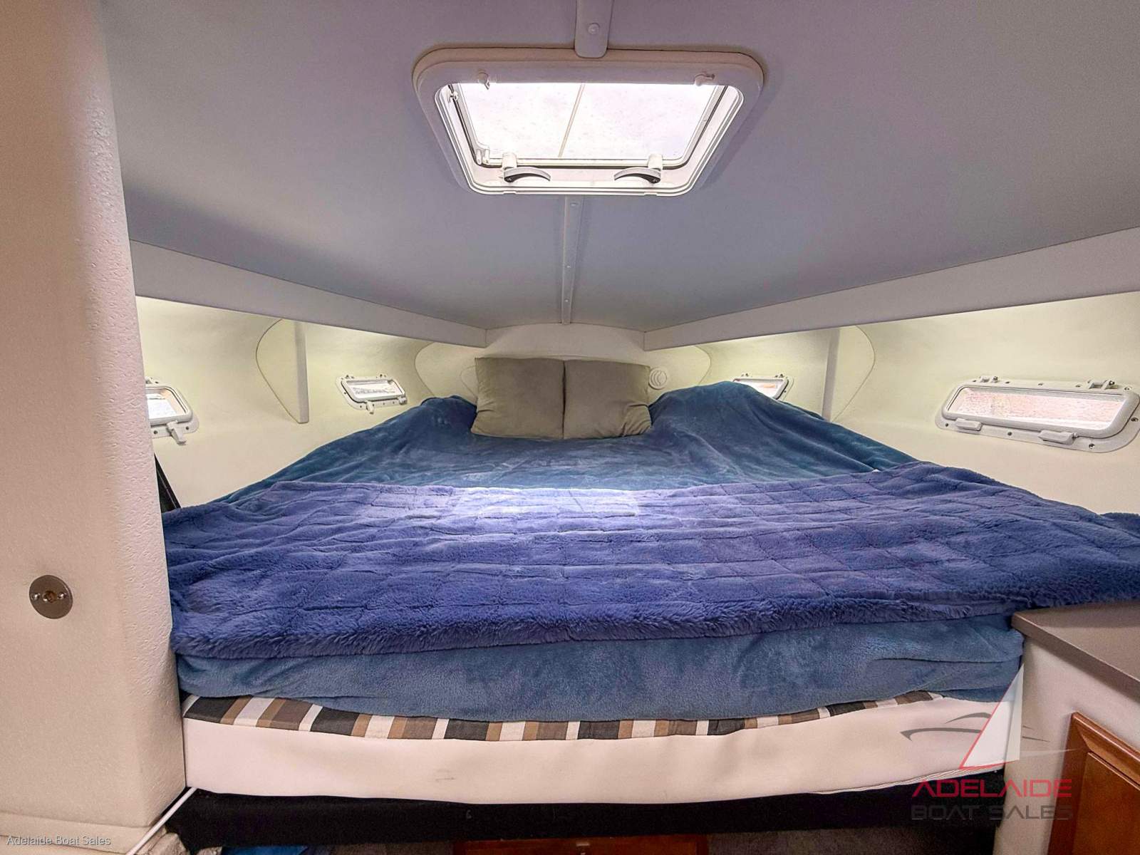 Fastlane 40 For Sale | Adelaide Boat Sales