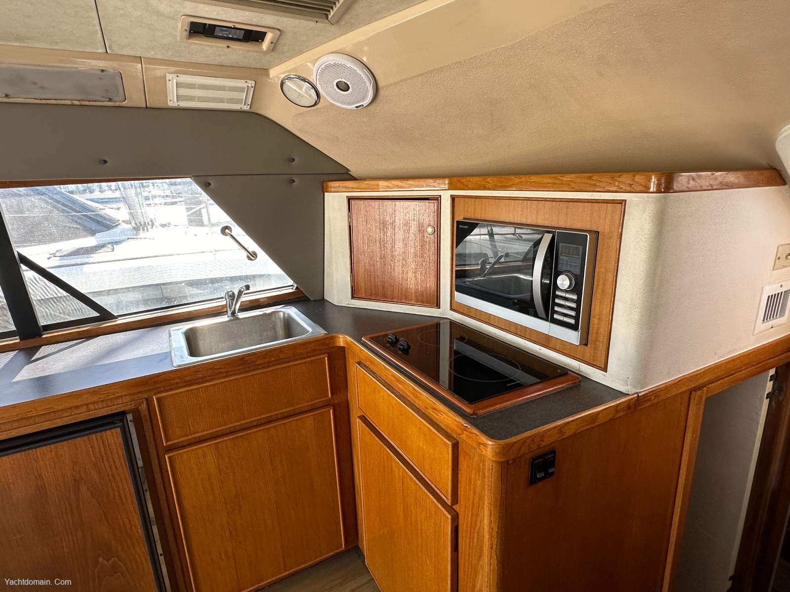 Used Bertram 37 Flybridge for Sale | Boats For Sale | Yachthub