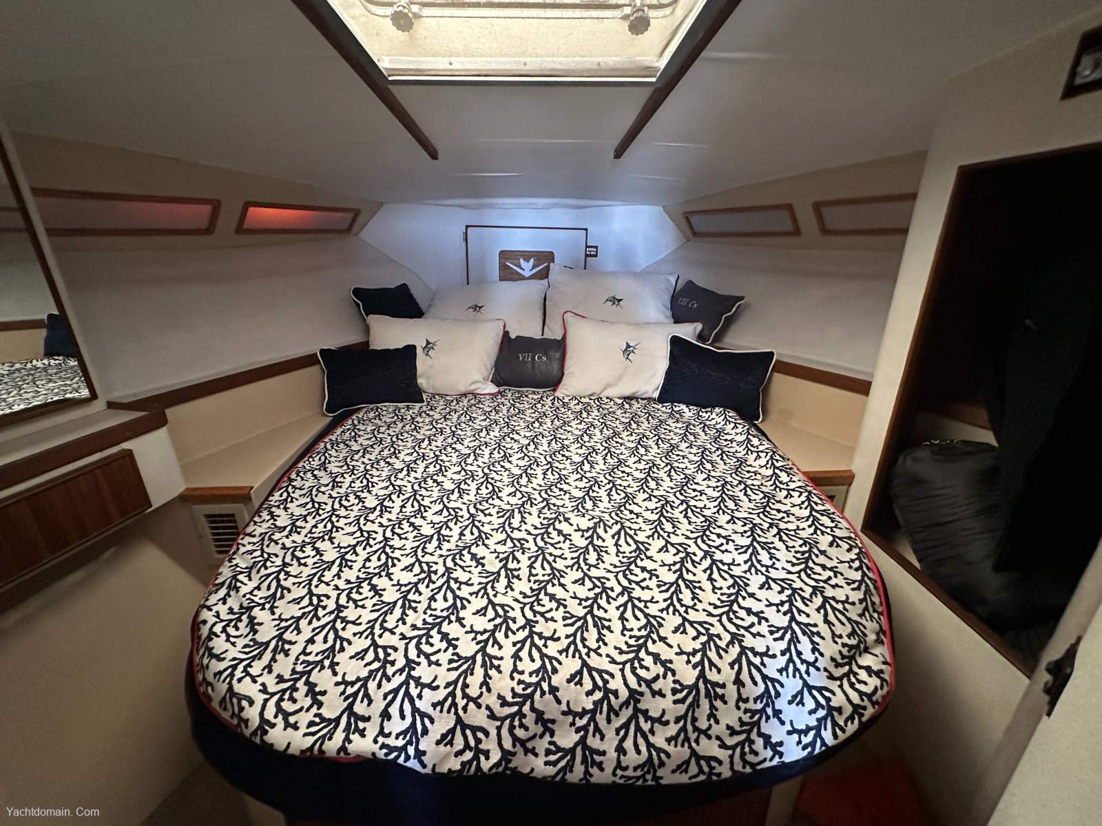 Used Bertram 37 Flybridge for Sale | Boats For Sale | Yachthub