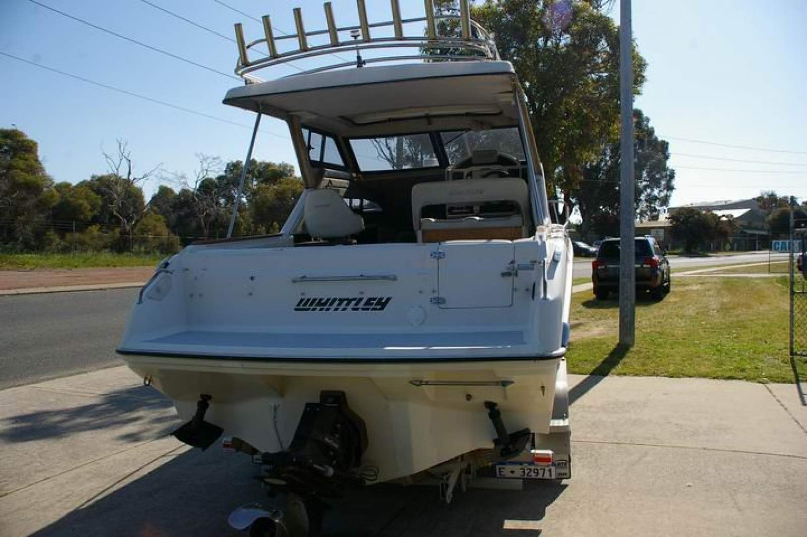 Whittley Cruisemaster 700 near new V8 MPI For Sale | Joondalup ...