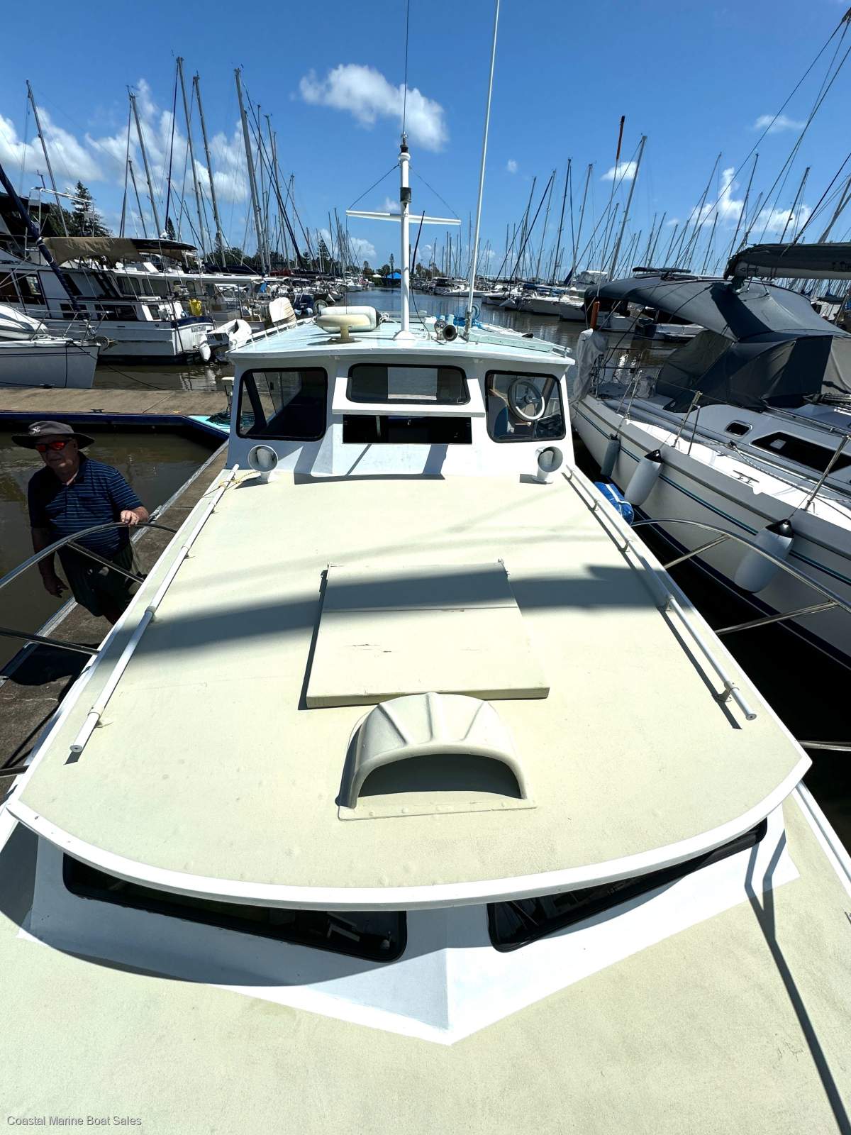 Used Hugh Morris 33 Sedan Cruiser for Sale | Boats For Sale | Yachthub