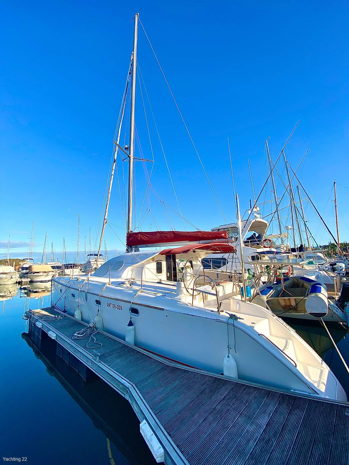 Used Nautitech 435 Pro 4+2 Cabins/4wc, Well Maintained And Operational ...