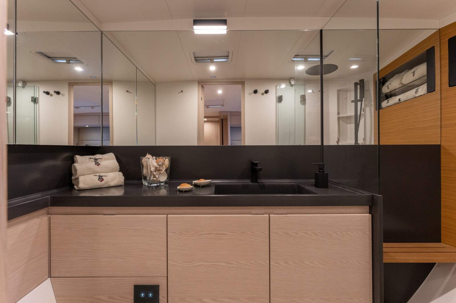 New Ice Yachts 70 Rs for Sale | Yachts For Sale | Yachthub