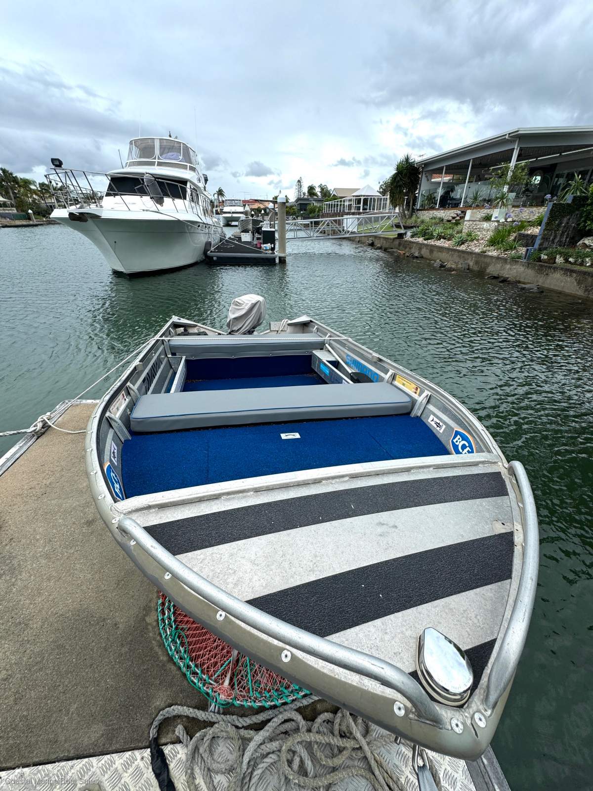 Mariner 38 Flybridge For Sale | Coastal Marine Boat Sales