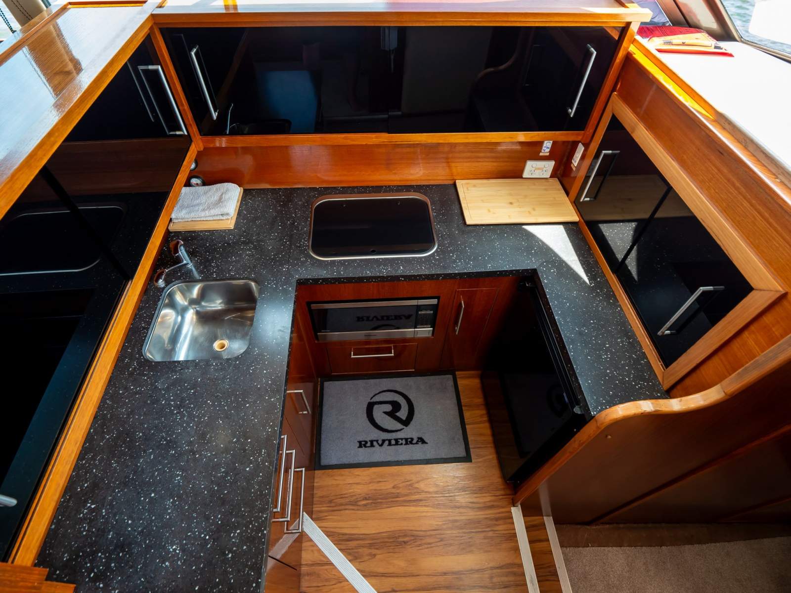 Used Riviera 35 Open Flybridge for Sale | Boats For Sale | Yachthub