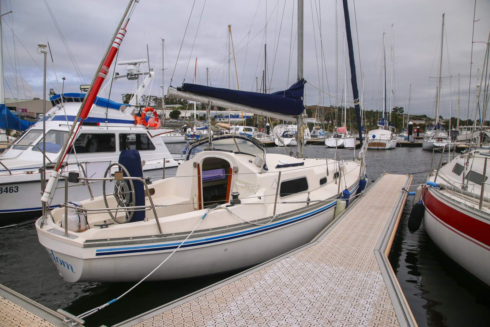 Used Compass Yachts 29 Upgraded Engine, Great Condition for Sale ...