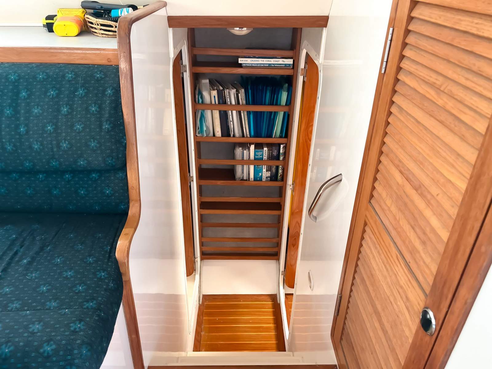 Used Manta 40 for Sale | Yachts For Sale | Yachthub