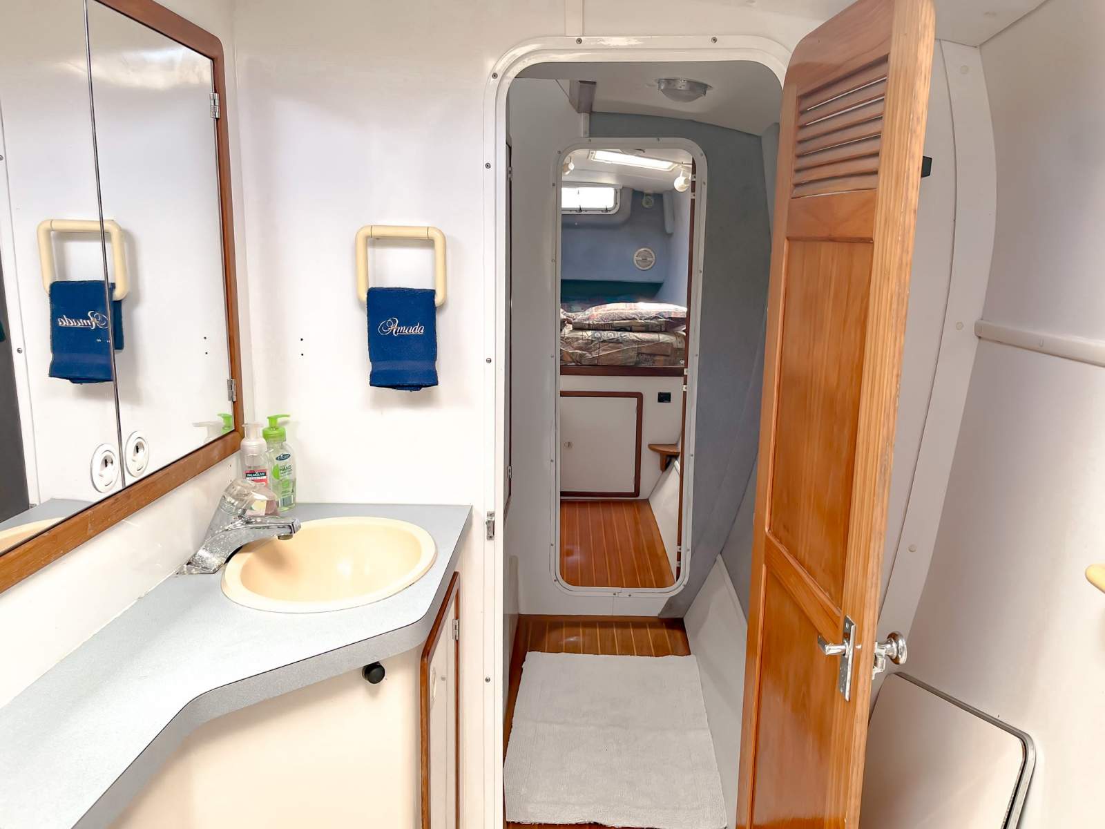 Used Manta 40 for Sale | Yachts For Sale | Yachthub