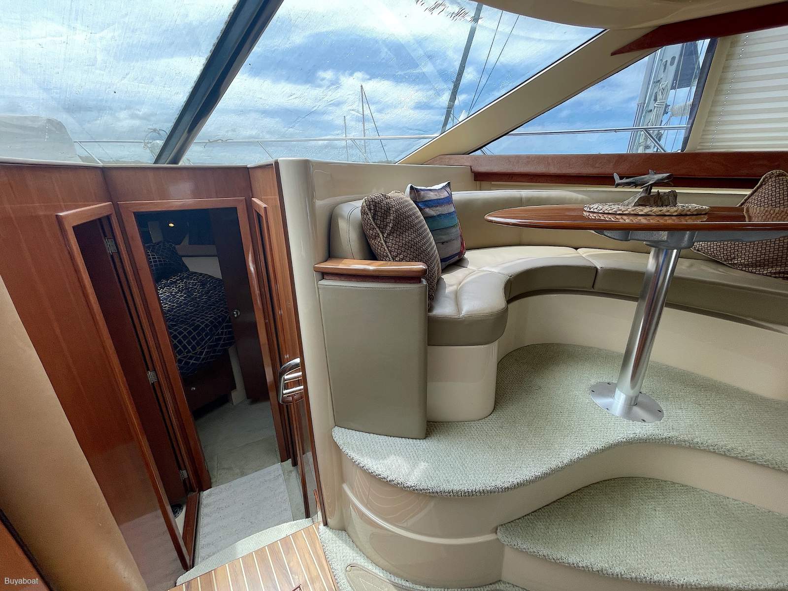 Meridian 391 Flybridge Cruiser For Sale | Buy a Boat Newcastle Lake ...