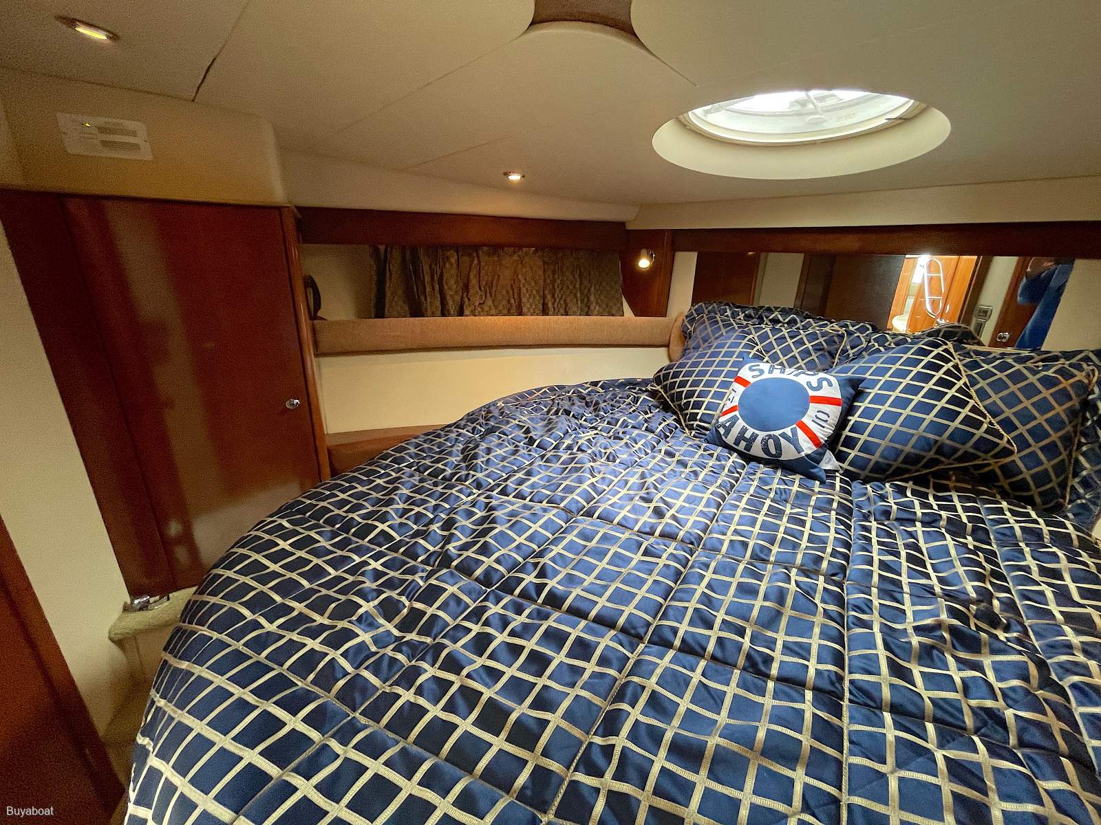 Used Meridian 391 Flybridge Cruiser for Sale | Boats For Sale | Yachthub