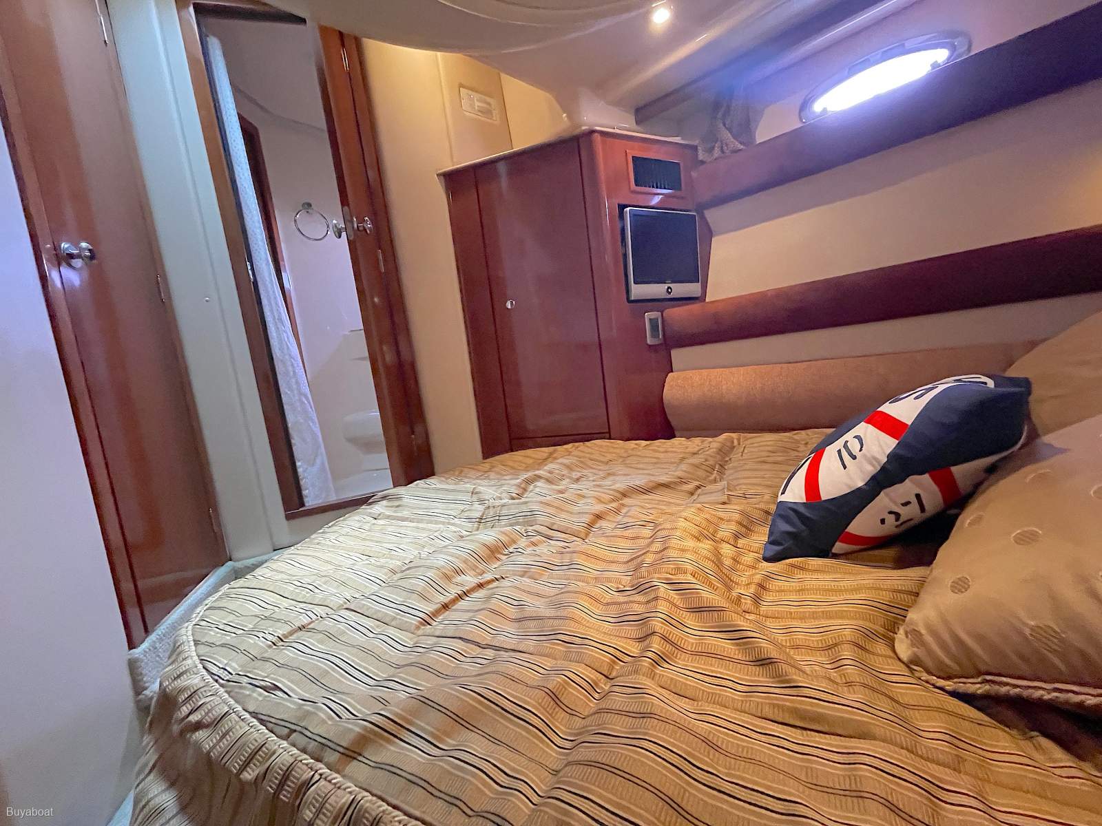 Used Meridian 391 Flybridge Cruiser for Sale | Boats For Sale | Yachthub