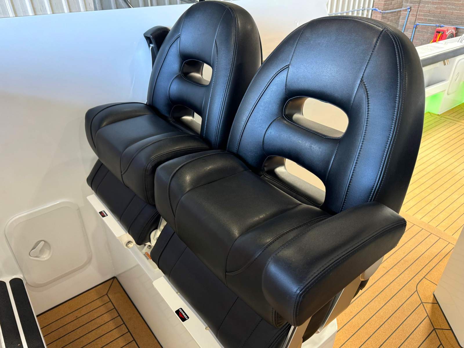 Razerline Sabre Tooth Cat 10500 - The Ultimate Offshore Powerhouse ...