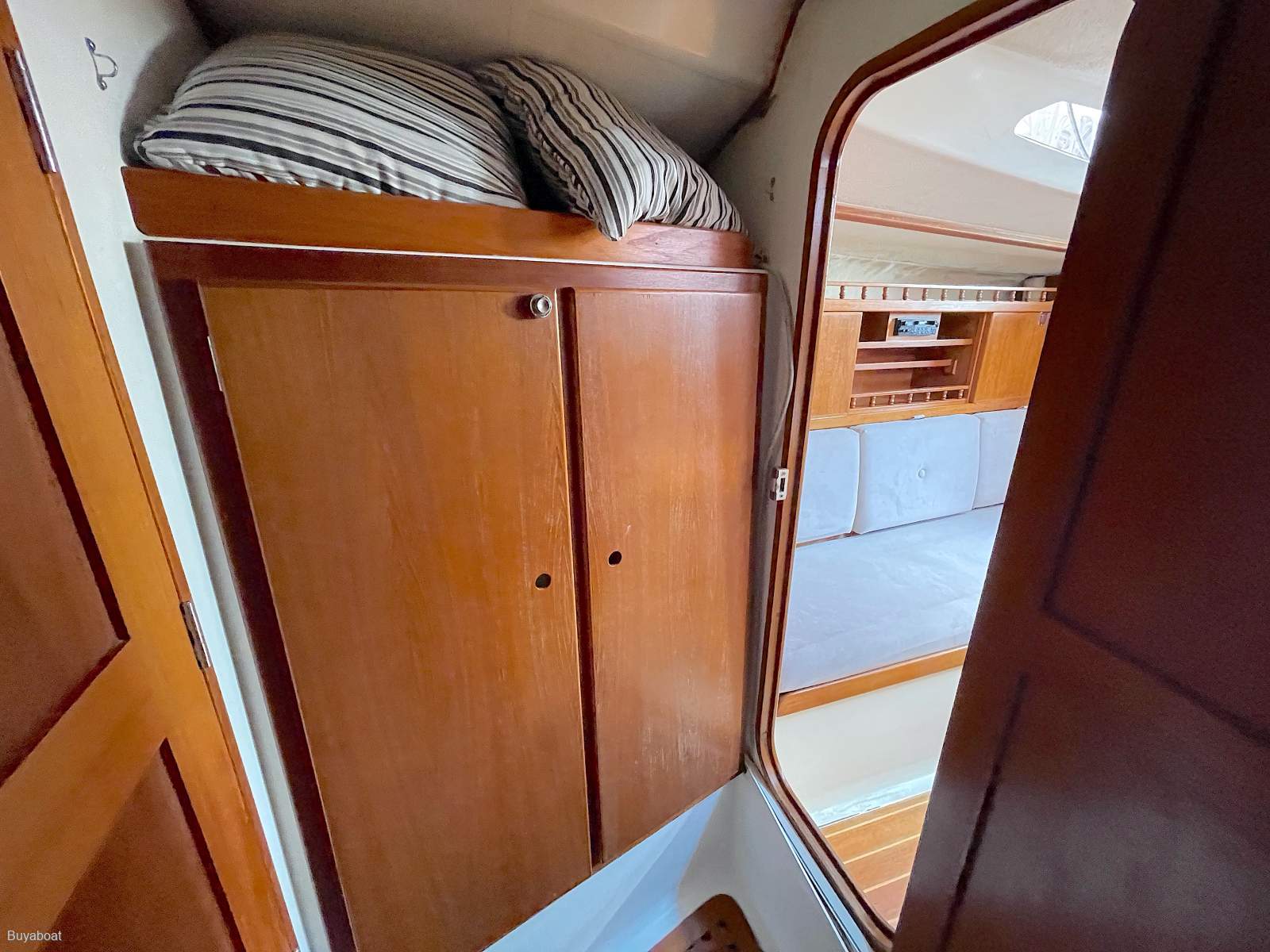 Used Cole Pawtucket 35 for Sale | Yachts For Sale | Yachthub