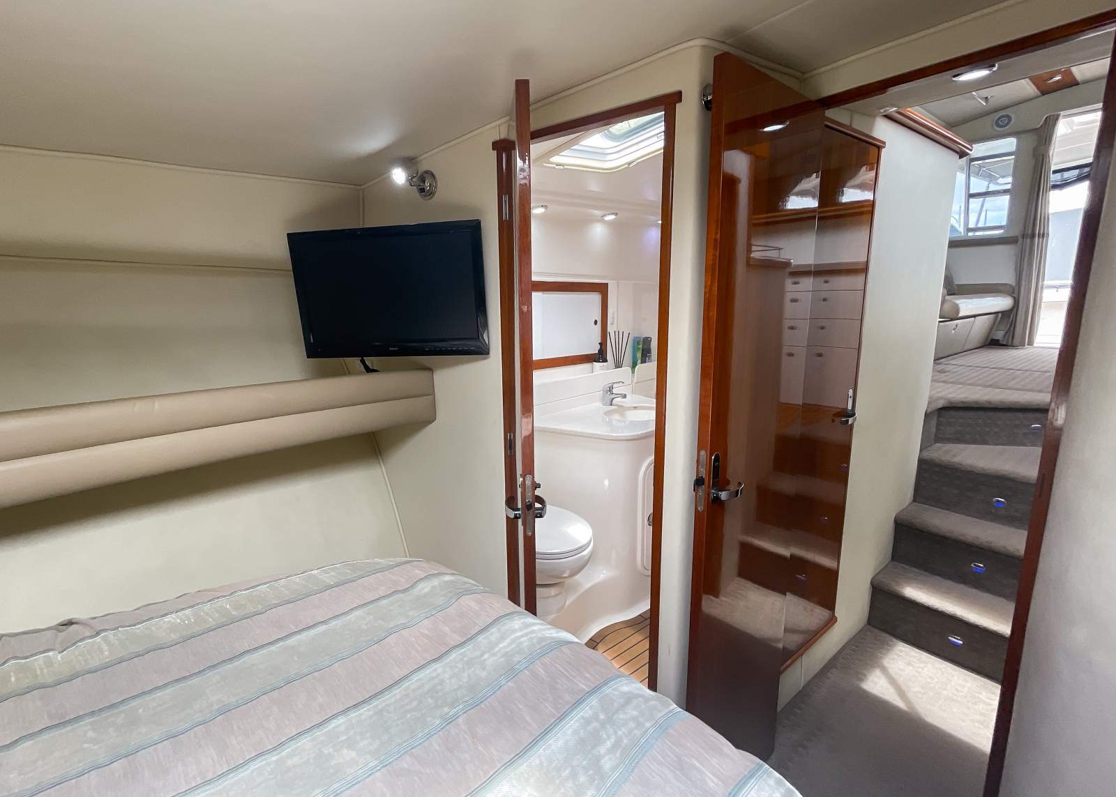 Used Caribbean 40 Flybridge Cruiser Mk Ii for Sale | Boats For Sale ...