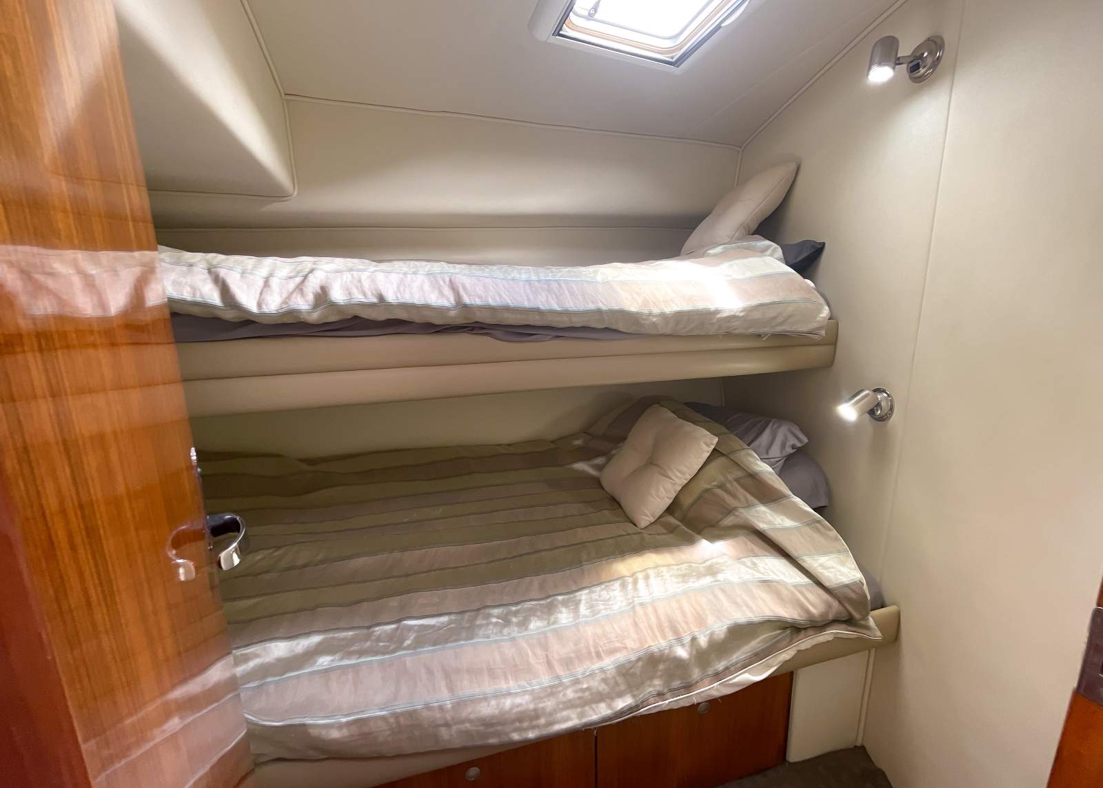 Used Caribbean 40 Flybridge Cruiser Mk Ii for Sale | Boats For Sale ...
