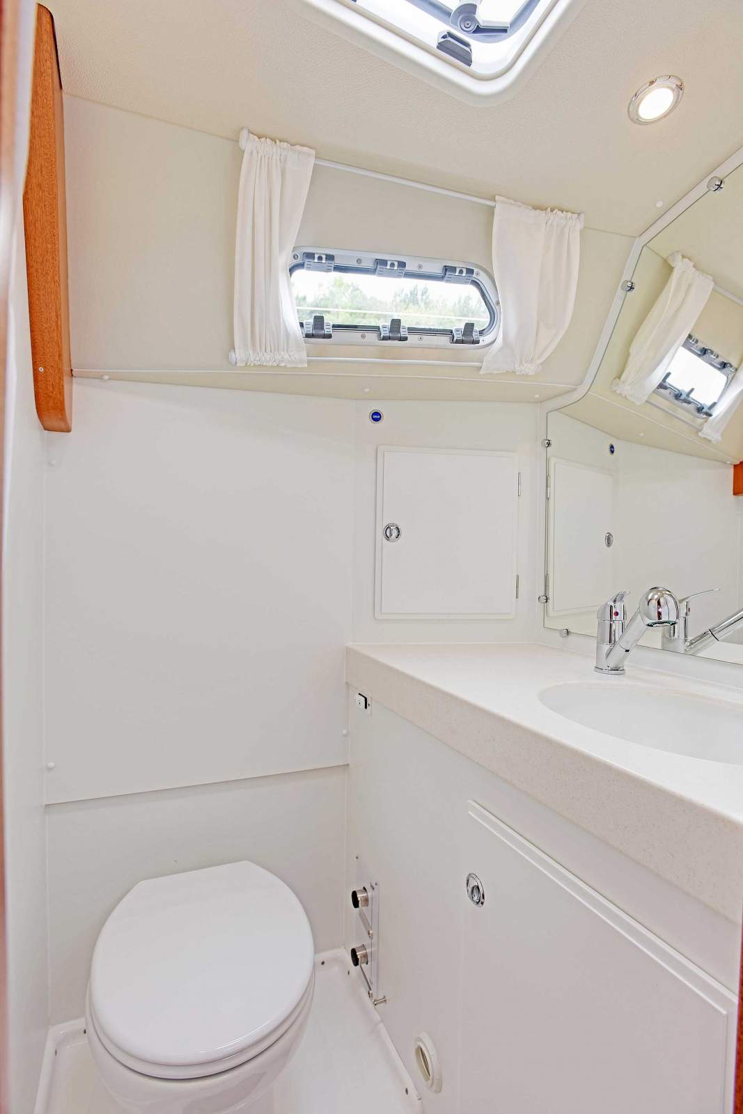 New Hallberg-rassy 340 for Sale | Yachts For Sale | Yachthub