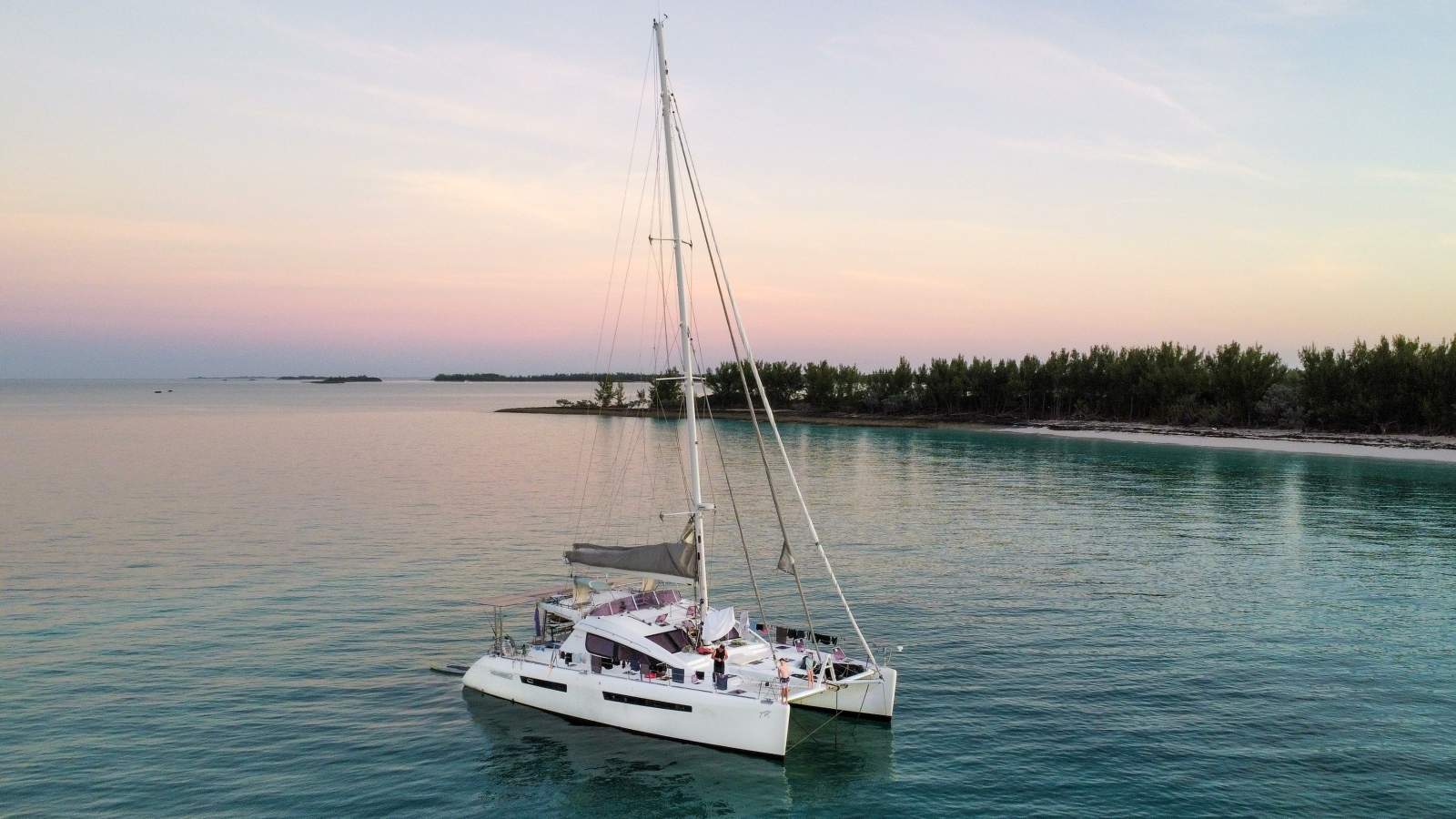 Used Privilege 615 4-cabin Owner's Edition for Sale | Boats For Sale ...