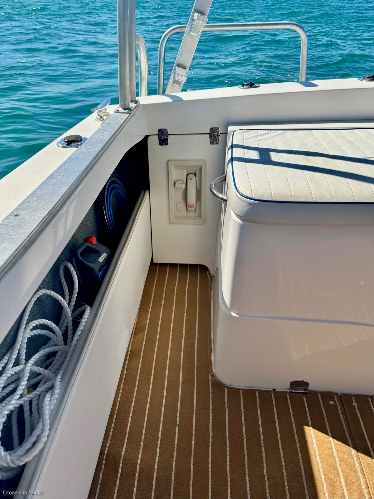 Used Caribbean 26 Flybridge Cruiser (with Trailer) for Sale | Boats For ...