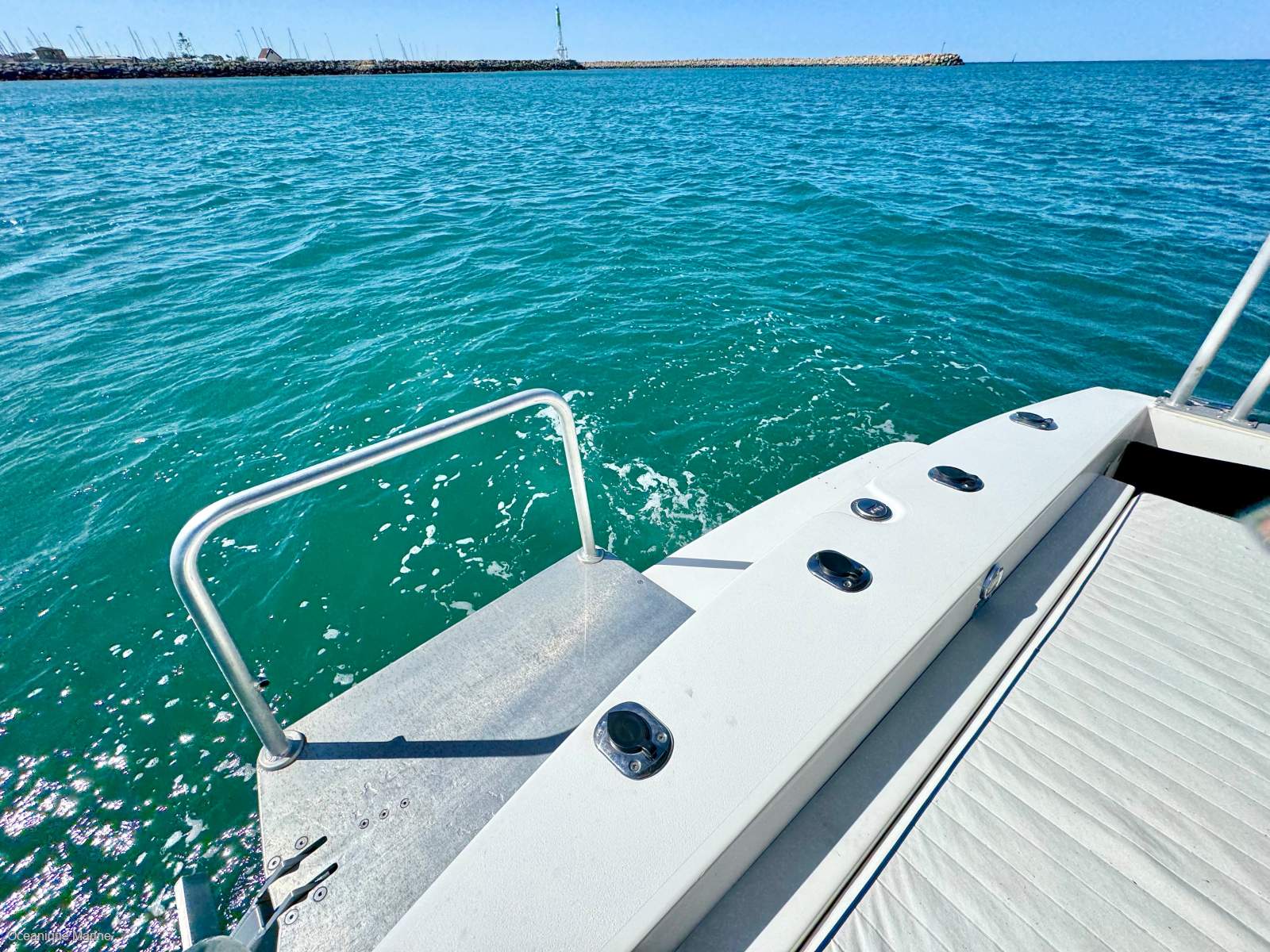 Used Caribbean 26 Flybridge Cruiser (with Trailer) for Sale | Boats For ...