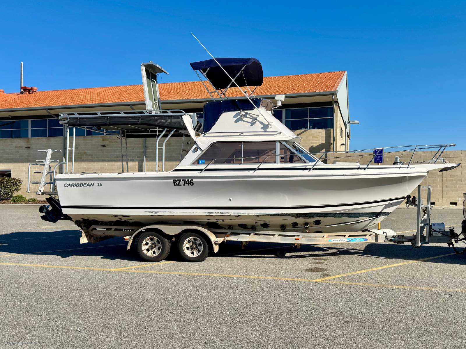 Used Caribbean 26 Flybridge Cruiser (with Trailer) for Sale | Boats For ...