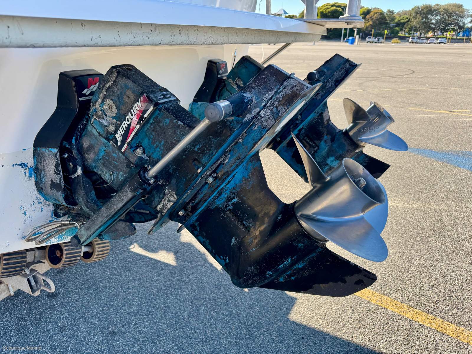 Used Caribbean 26 Flybridge Cruiser (with Trailer) for Sale | Boats For ...