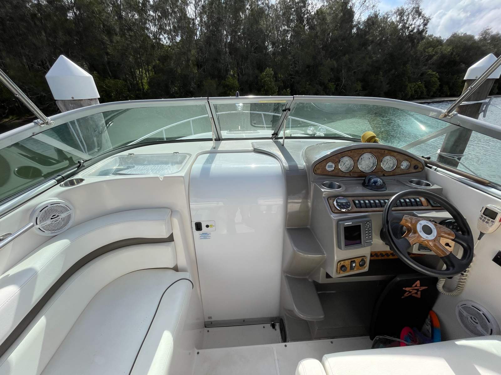 Used Rinker 260 Express Cruiser - Just Serviced for Sale | Boats For ...