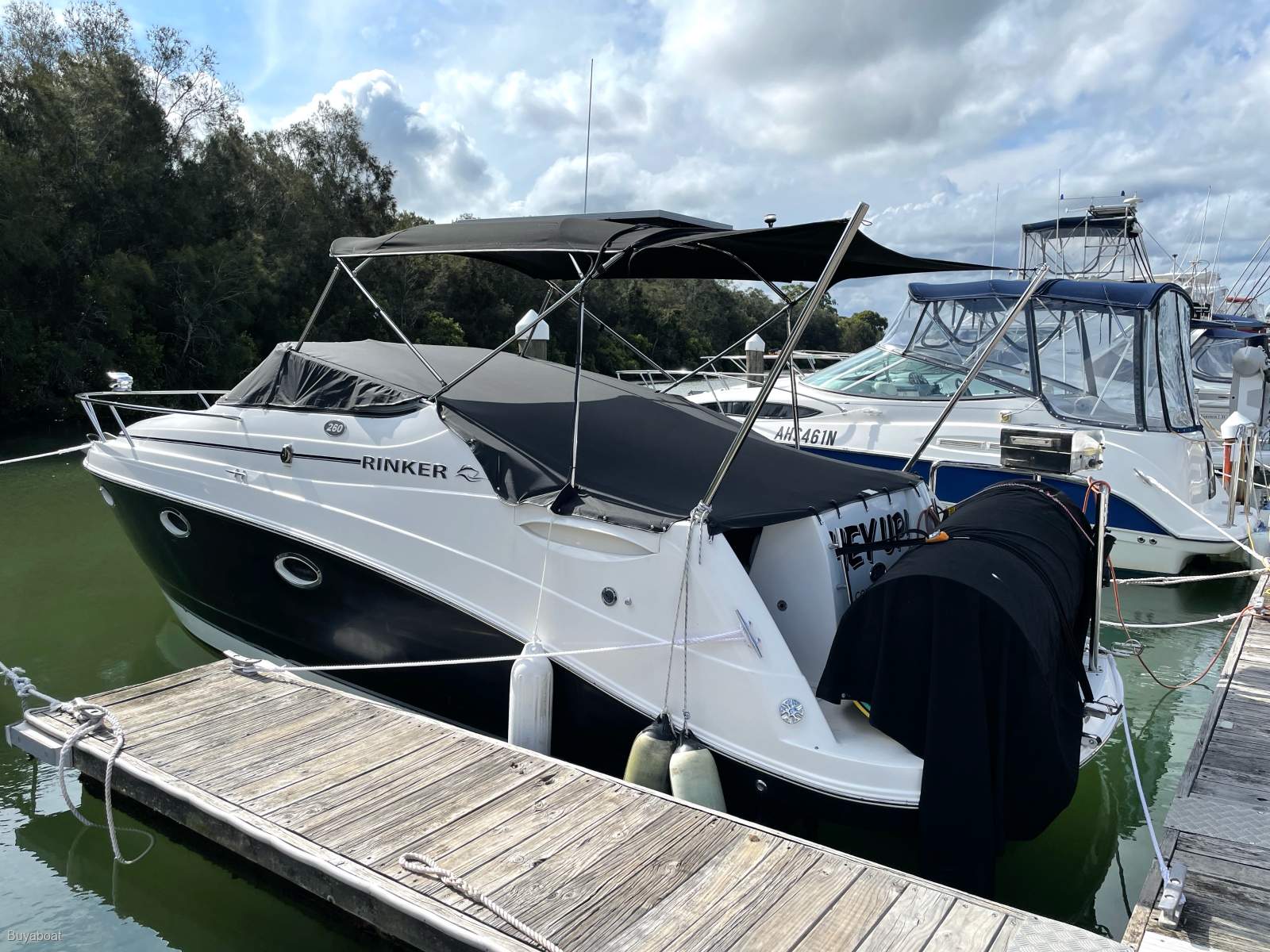 Used Rinker 260 Express Cruiser - Just Serviced for Sale | Boats For ...