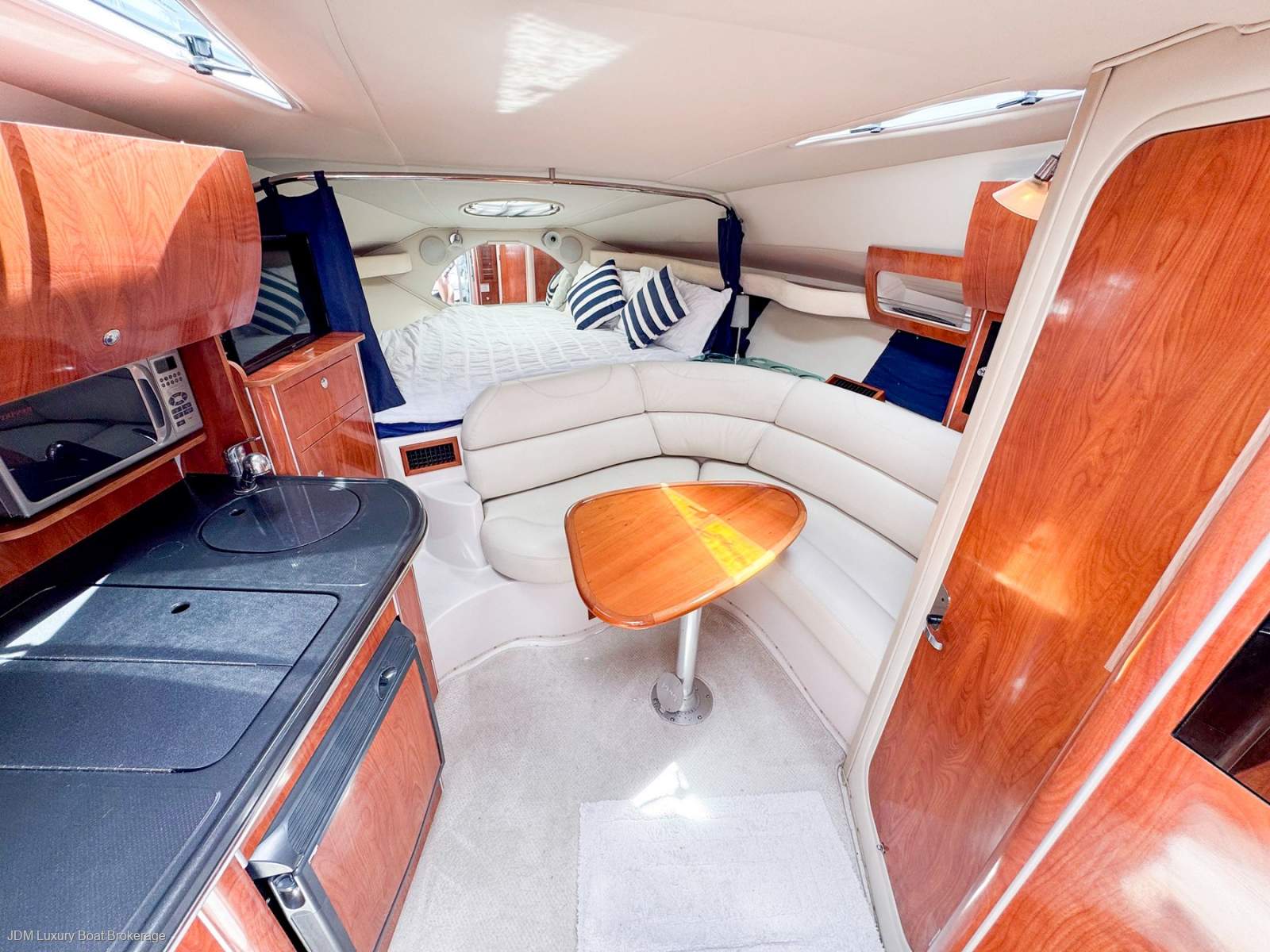 Used Doral 33 Intrigue for Sale | Boats For Sale | Yachthub