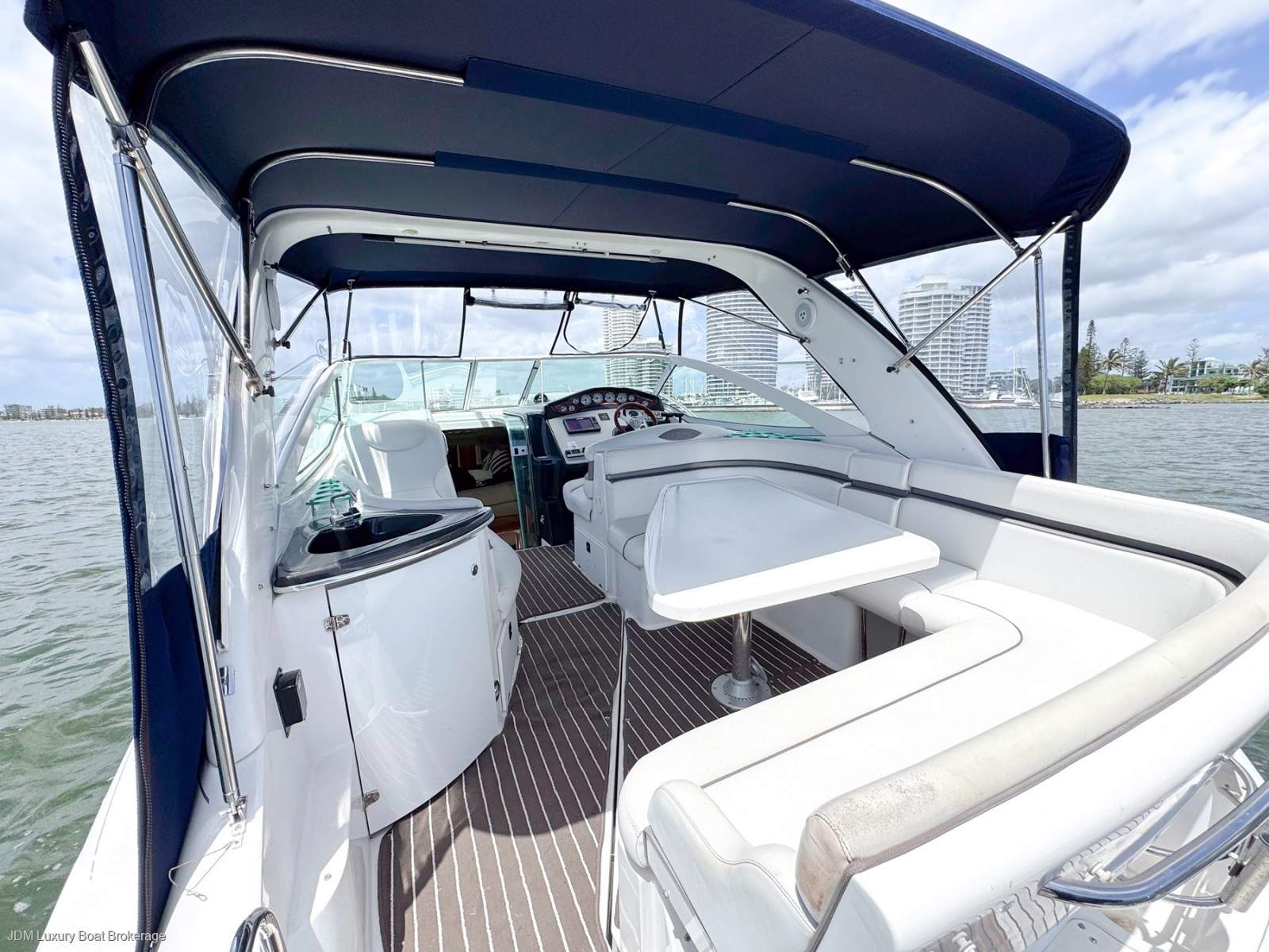 Used Doral 33 Intrigue for Sale | Boats For Sale | Yachthub