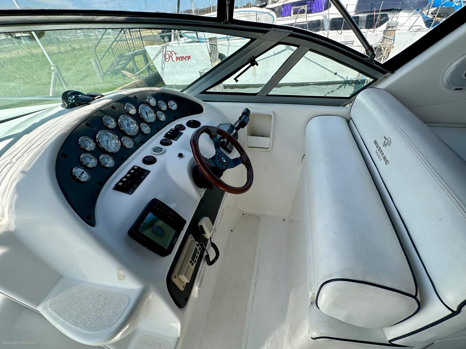 Used Mustang 3200 Sportscruiser for Sale | Boats For Sale | Yachthub