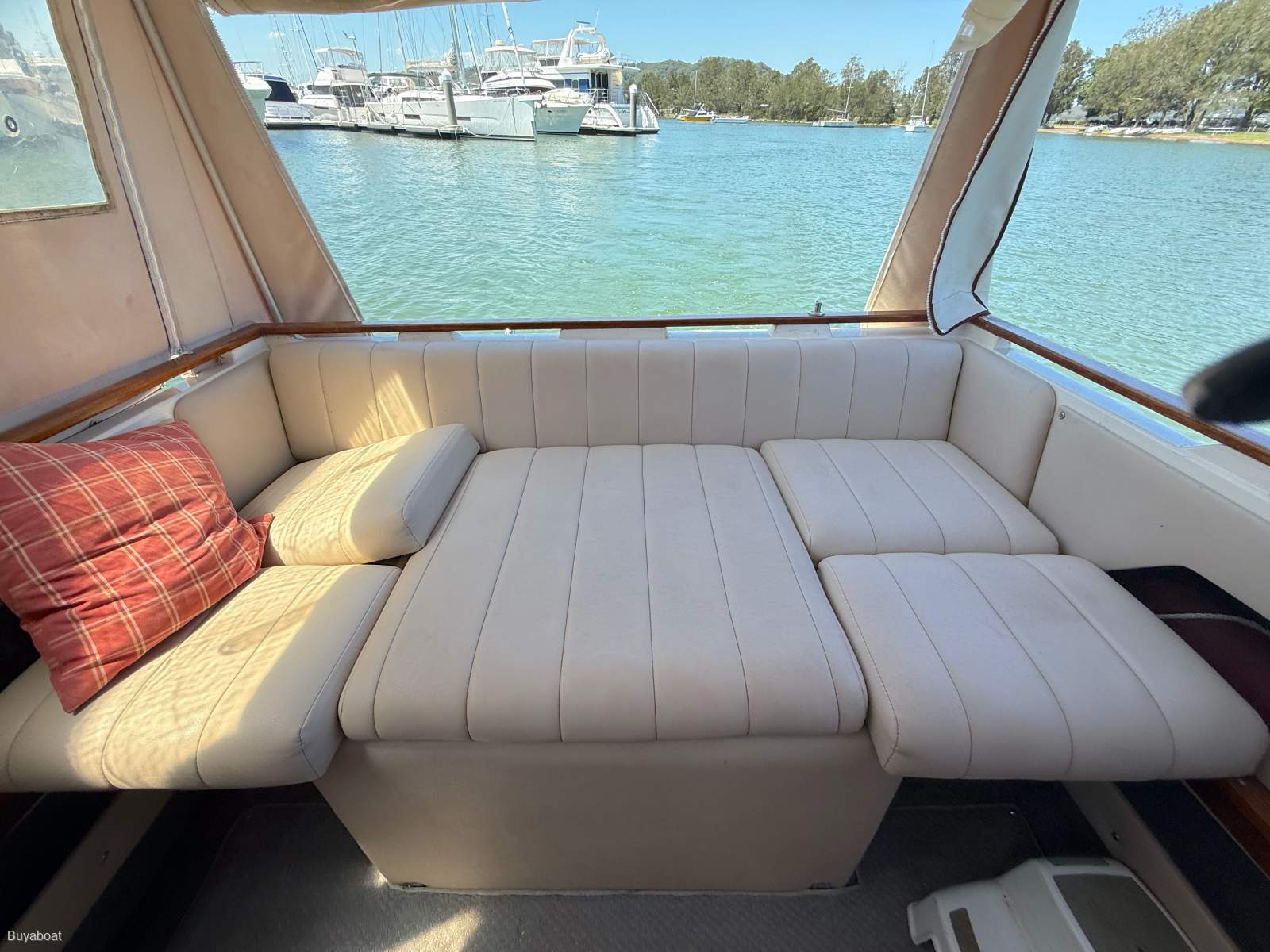 Used Whittley Cruisemaster 660 for Sale | Boats For Sale | Yachthub