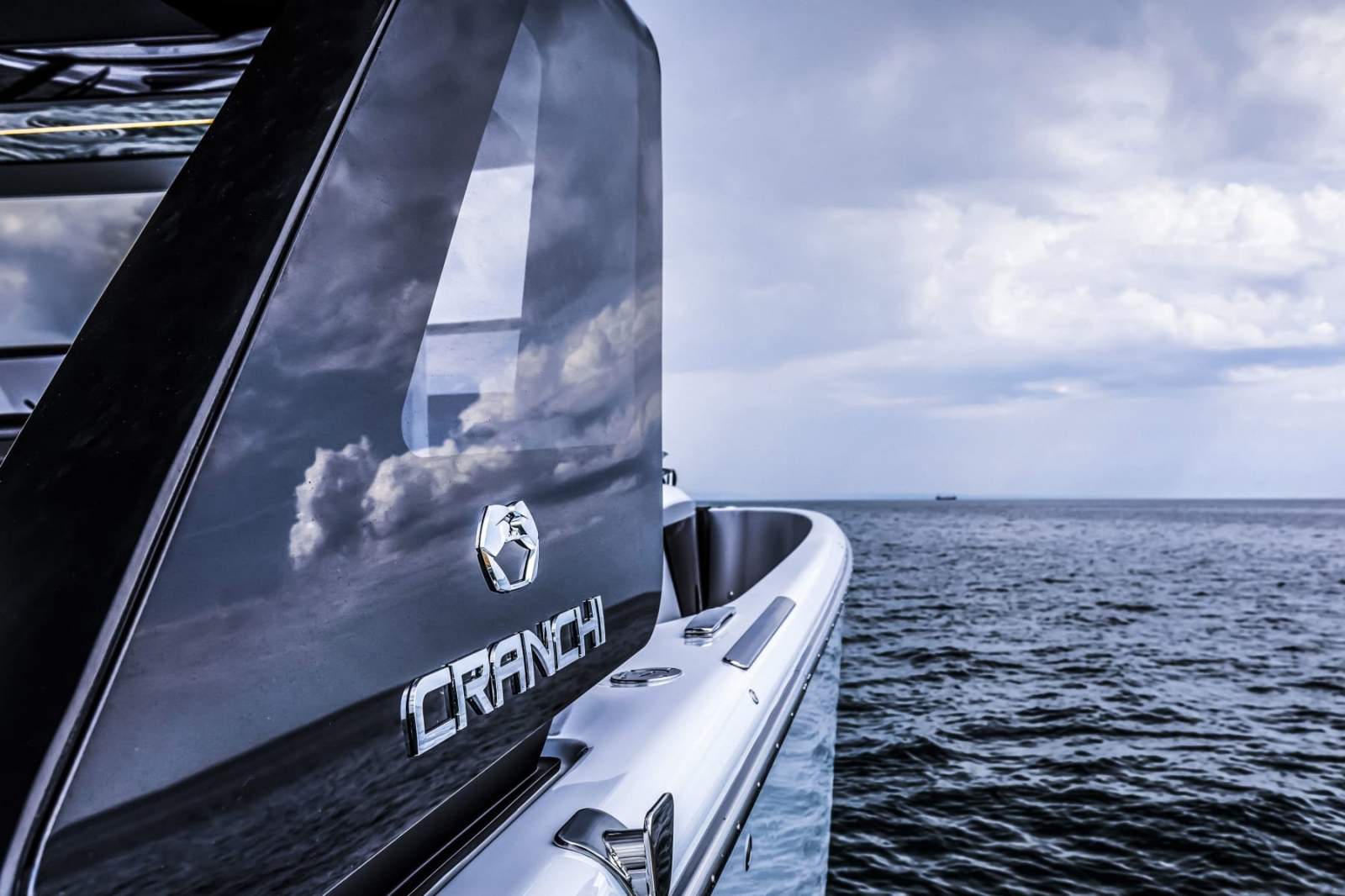 New Cranchi A46 Luxury Tender - An Elegant And Functional Walkaround ...