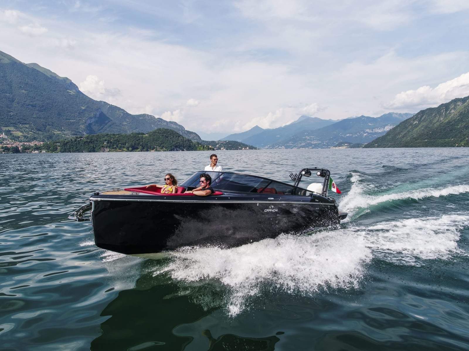 New Cranchi E26 Rider - The Luxury Day Tender for Sale | Boats For Sale ...