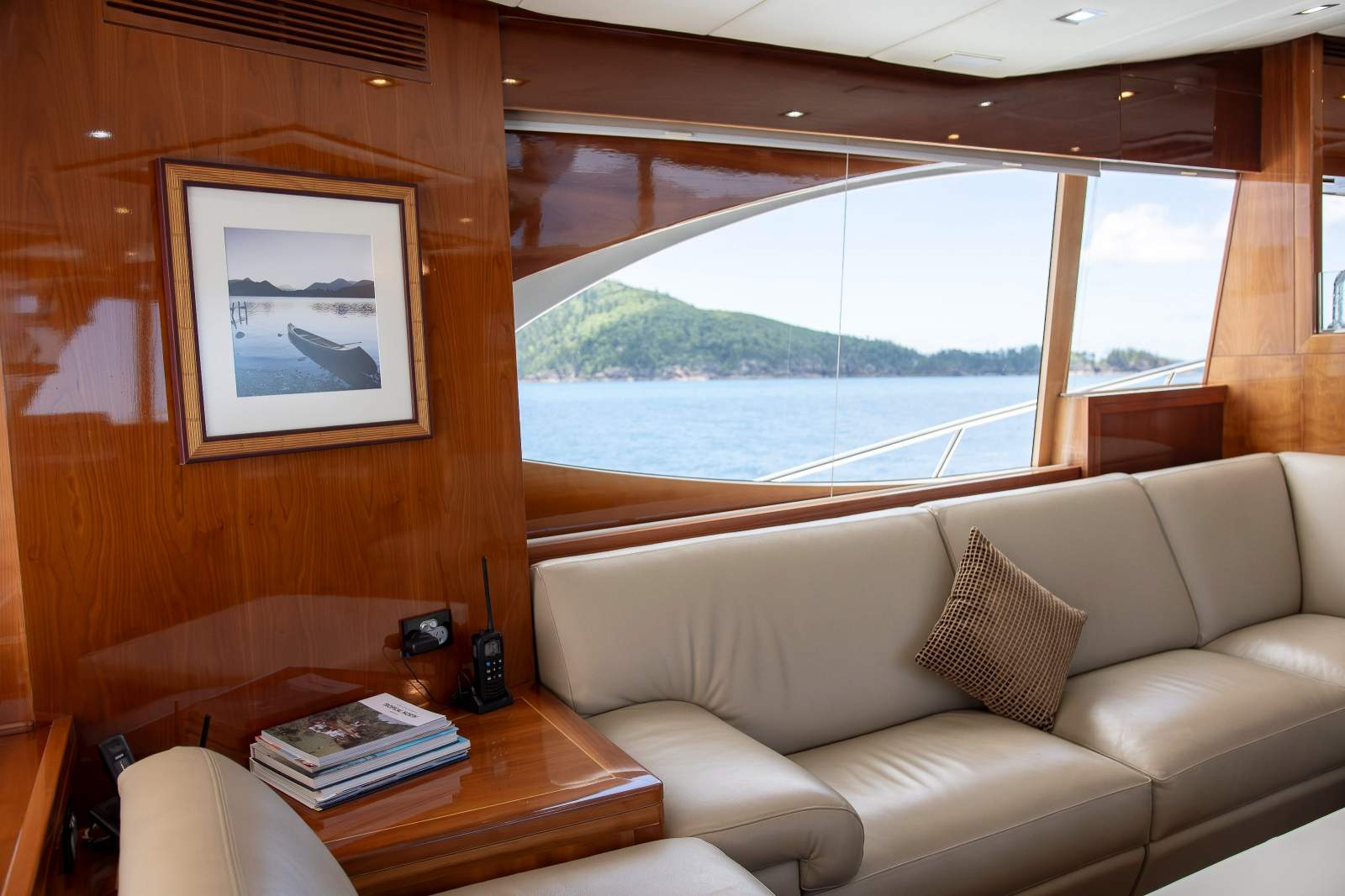 Used Riviera 75 Enclosed Flybridge for Sale | Boats For Sale | Yachthub