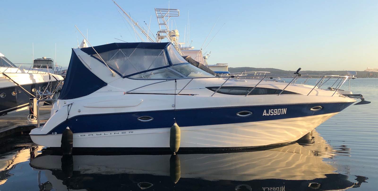 Used Bayliner 3055 Ciera Sports Cruiser - Bow Thruster for Sale | Boats ...