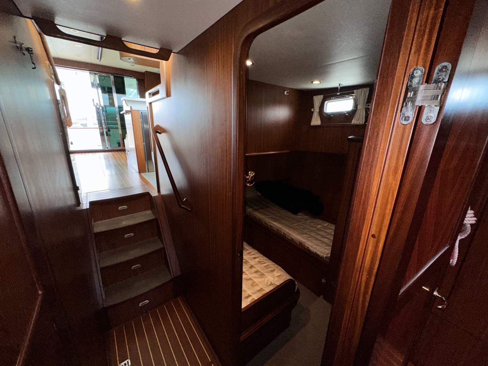 Used Clipper Cordova 45 Classic Flybridge Motor Yacht for Sale | Boats ...