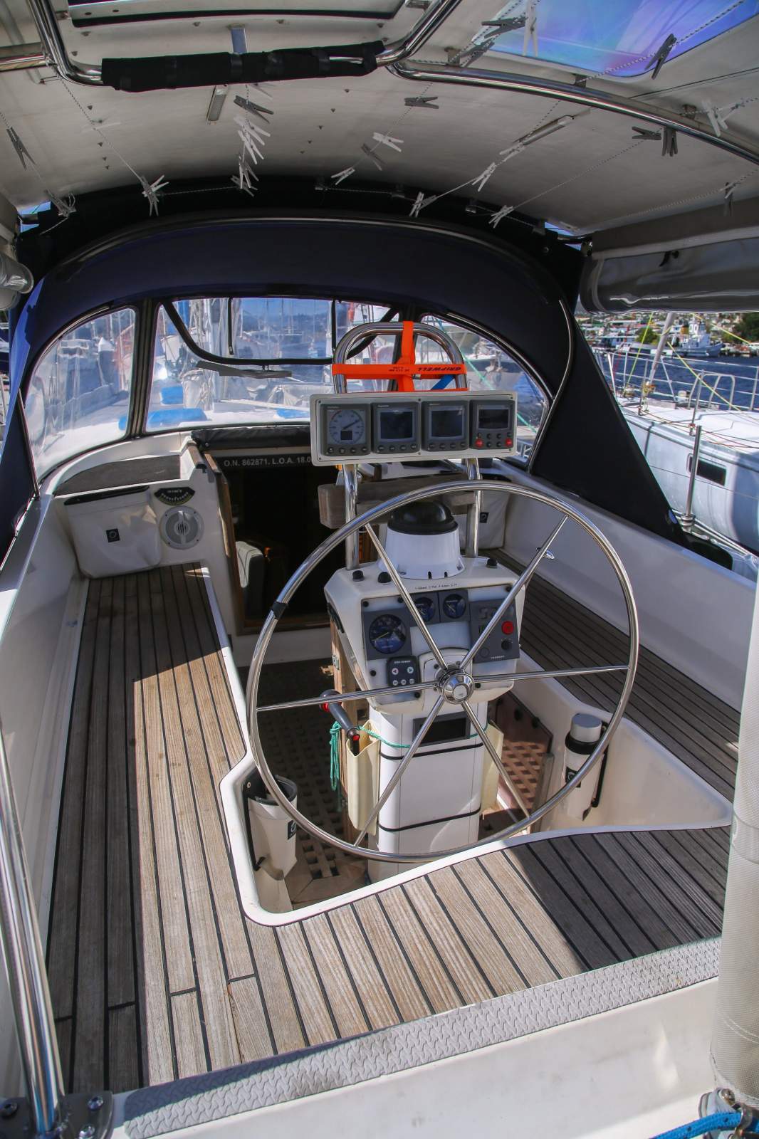 Used Majestic 60 High Volume Spacious Blue Water Cruiser for Sale ...