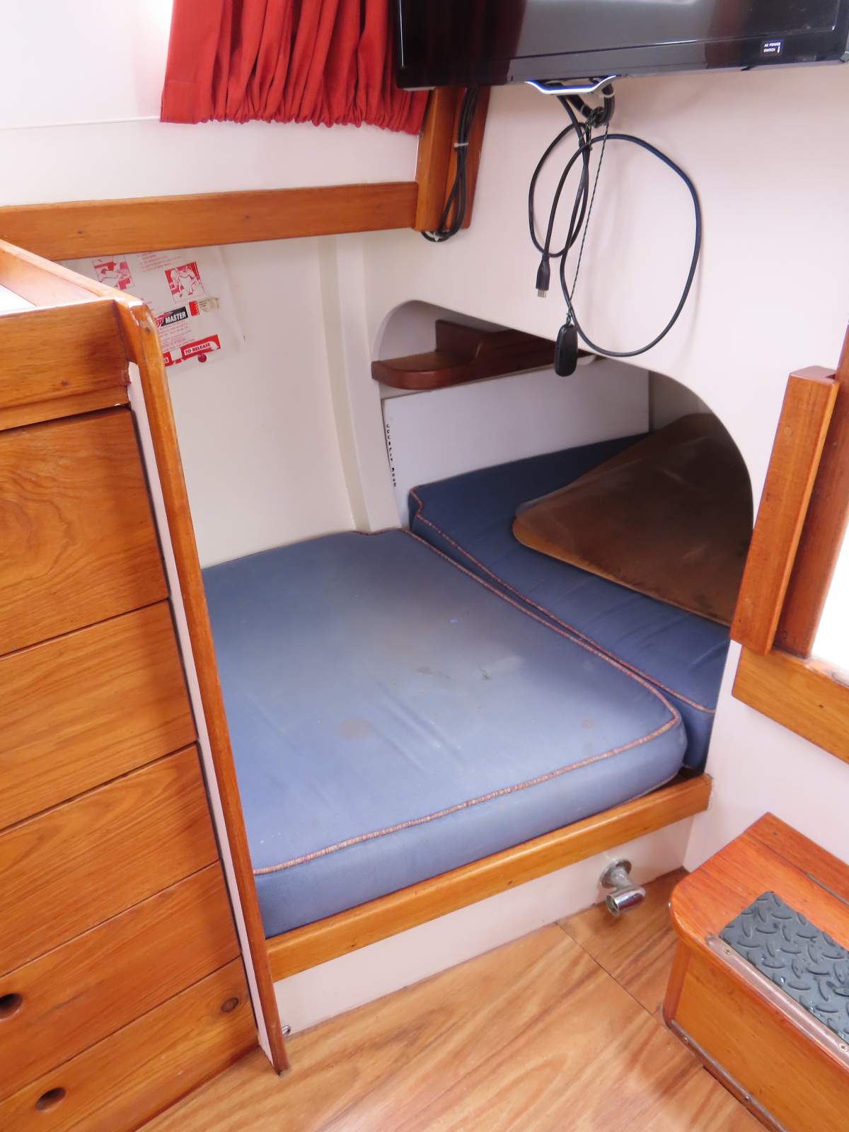 Used Huon 36 Superbly Built, Pilothouse Performance Cruiser! for Sale ...