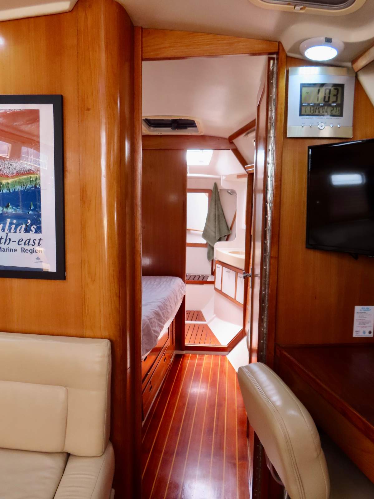 Catalina 42 MK II EXCELLENT PRESENTATION WITH MANY UPGRADES! For Sale ...