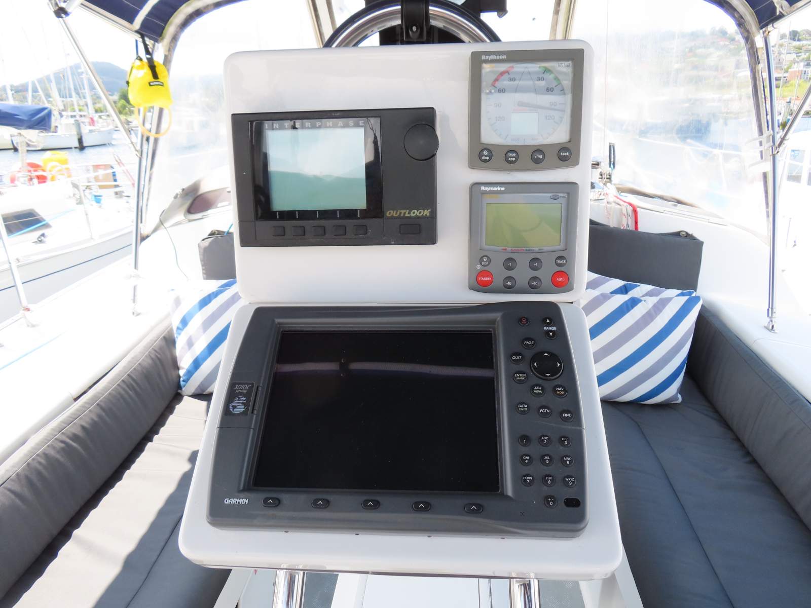 Catalina 42 MK II EXCELLENT PRESENTATION WITH MANY UPGRADES! For Sale ...