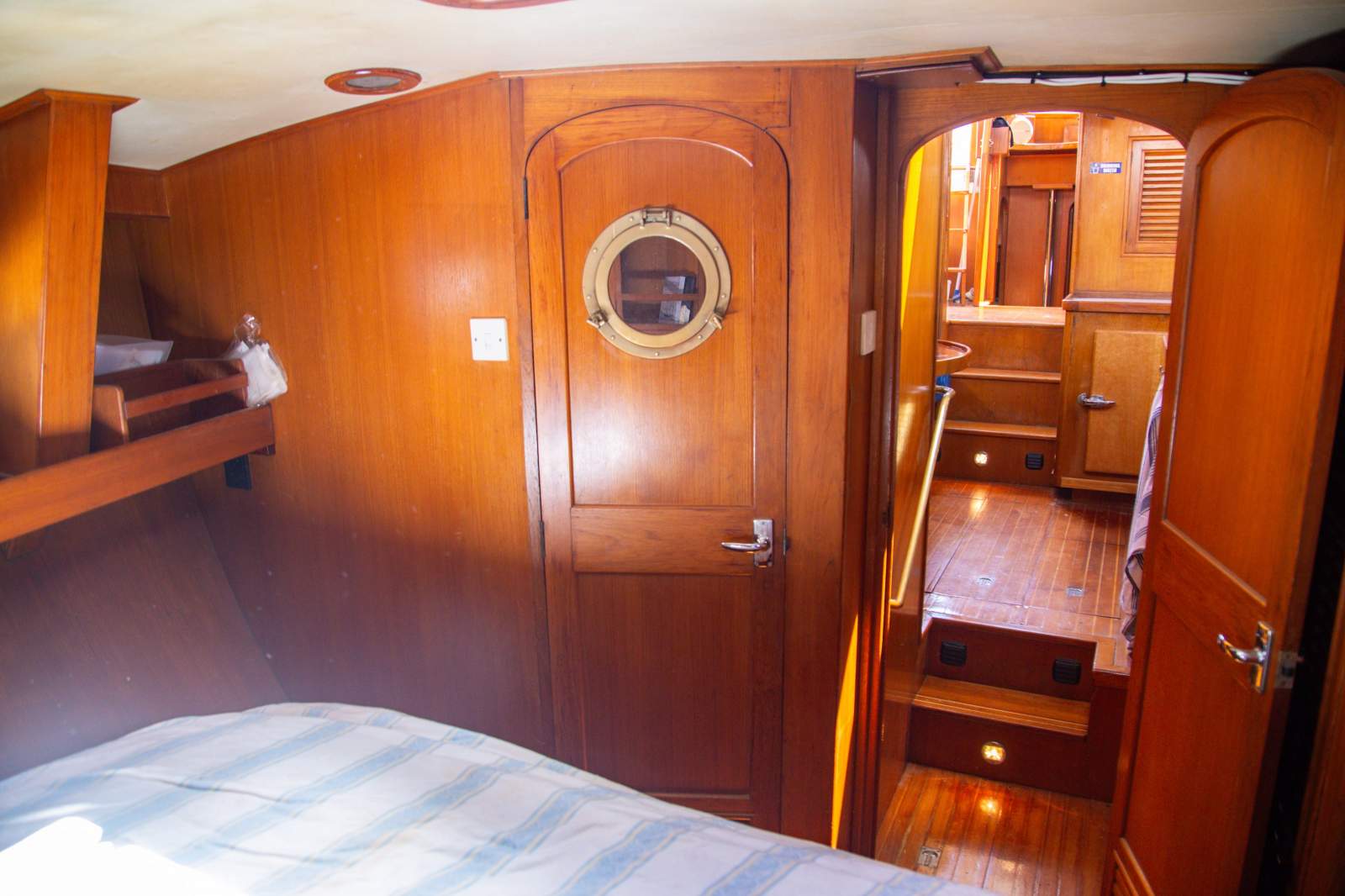 Used Cheoy Lee 43 Pilothouse Motorsailer Highly Upgraded, New Mast ...