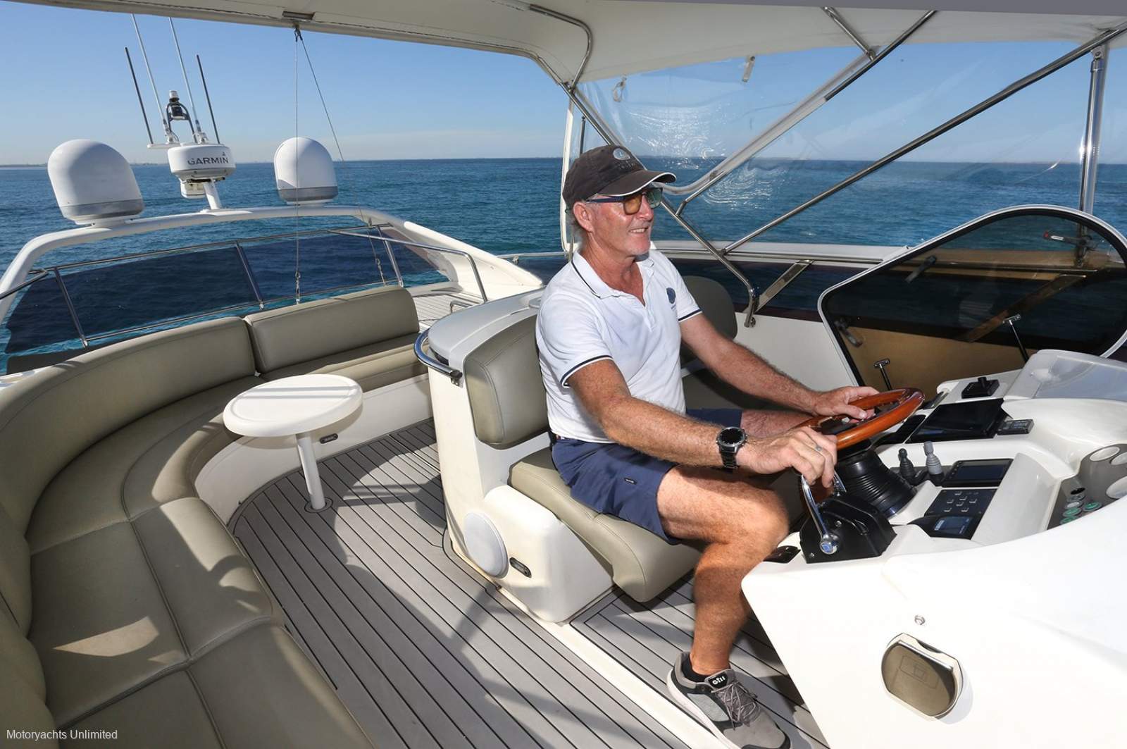 Princess P56 - Stunning interior and exceptional performance For Sale | Motoryachts Unlimited in ...