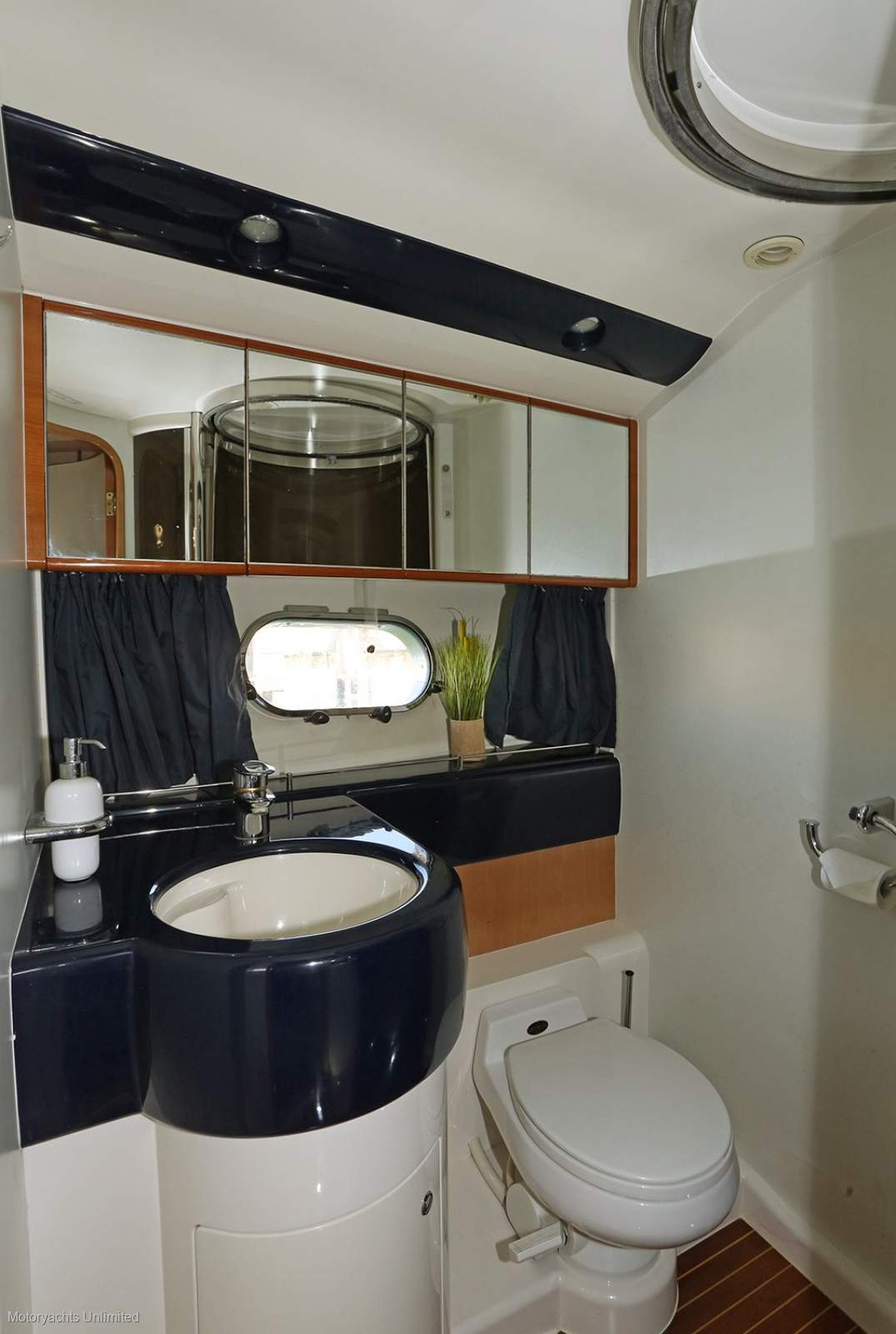 Princess P56 - Stunning interior and exceptional performance For Sale ...