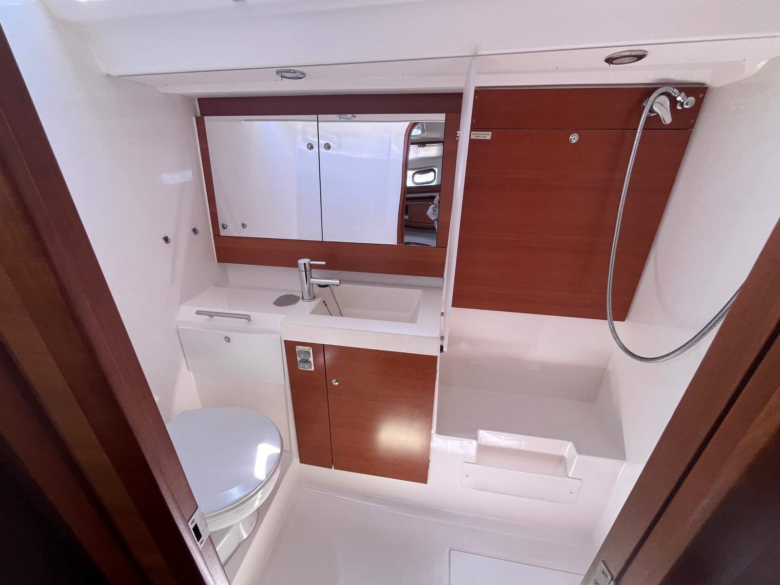 Used Dufour Grand Large 405 Performance Option for Sale | Yachts For ...