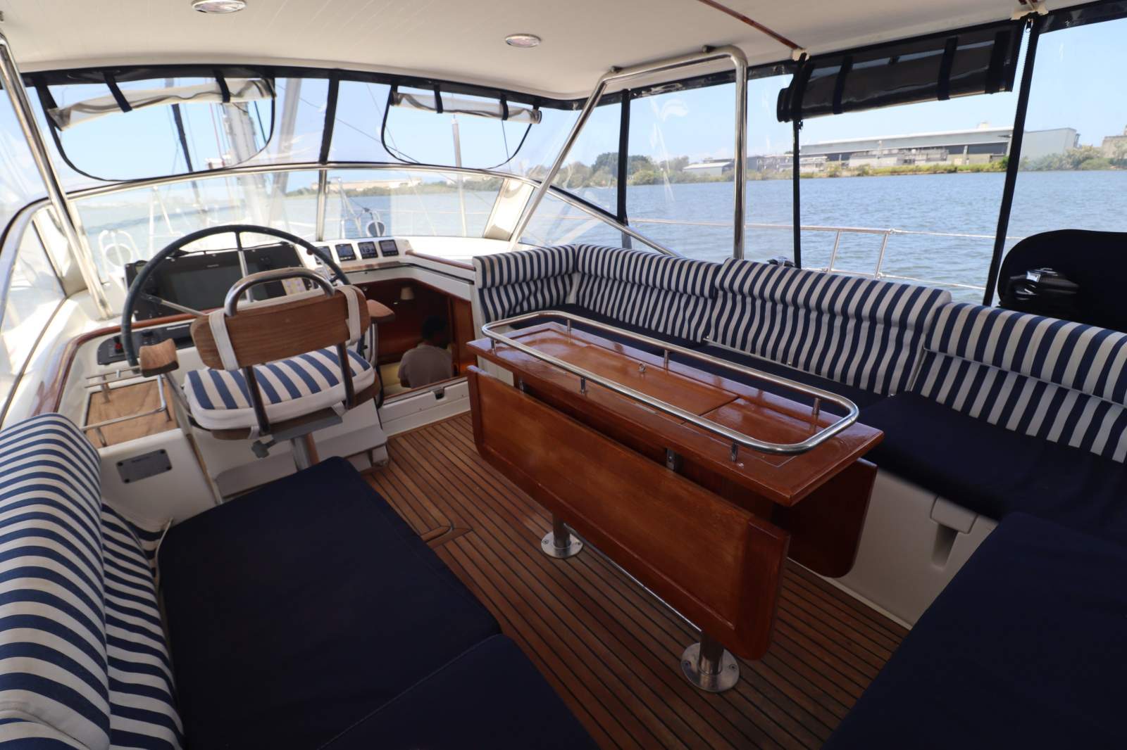 Used Beneteau 57 - Centre Cockpit for Sale | Yachts For Sale | Yachthub
