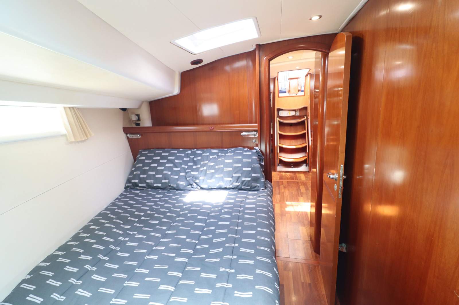 Used Beneteau 57 - Centre Cockpit for Sale | Yachts For Sale | Yachthub