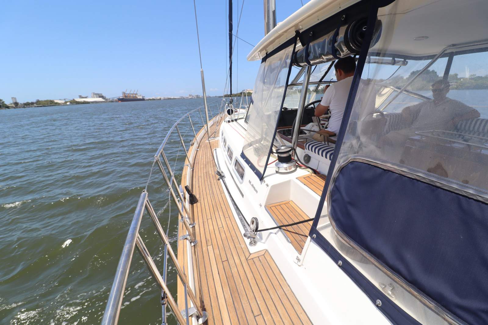 Used Beneteau 57 - Centre Cockpit for Sale | Yachts For Sale | Yachthub