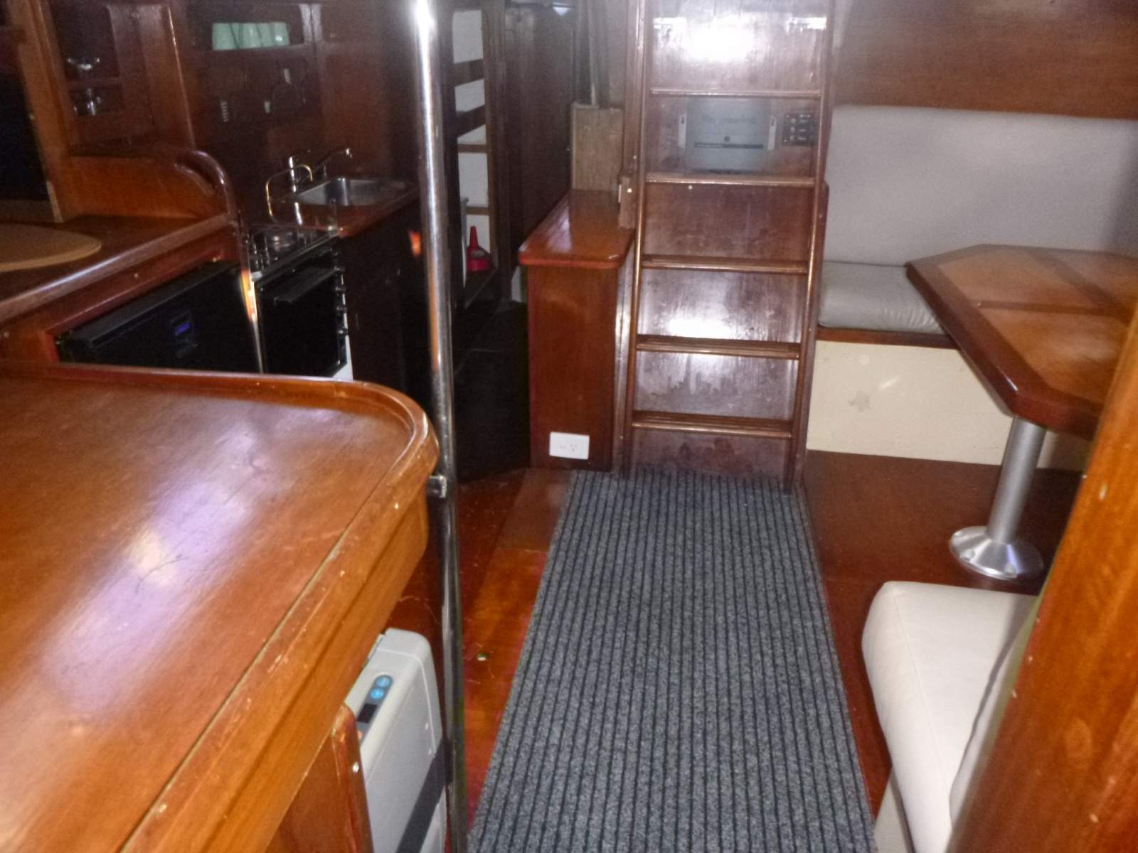 Used Moody 40 Center Cockpit for Sale | Yachts For Sale | Yachthub