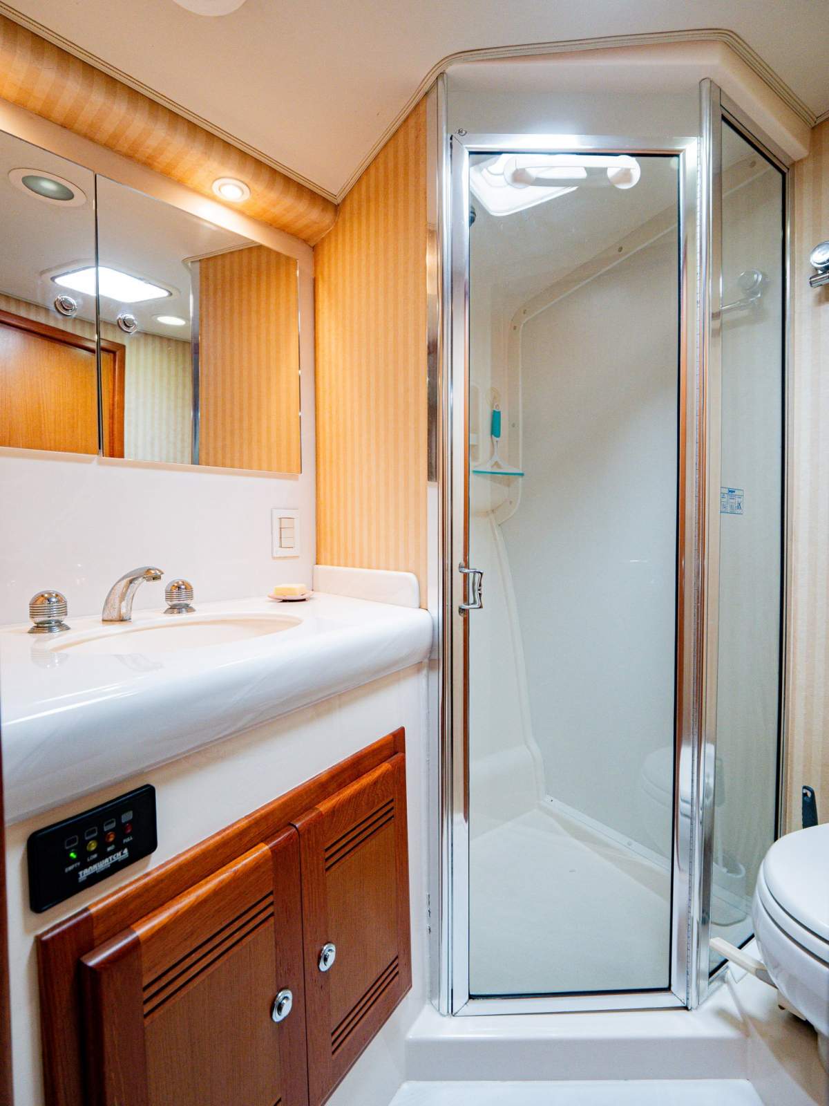 Used Cabo 48 Flybridge Sportfish for Sale | Boats For Sale | Yachthub